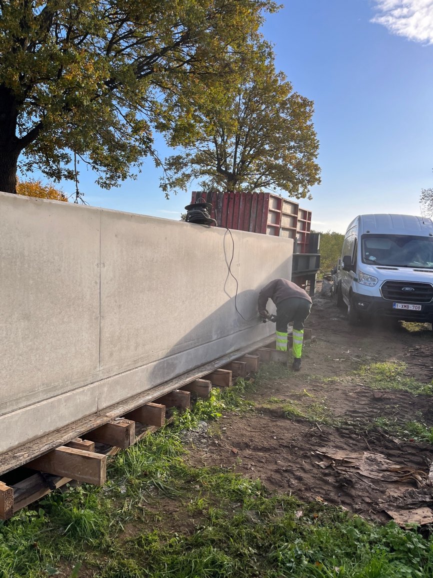 Mols Contractors: wegenbouw, beton- en breekcentrale, glijbekisting